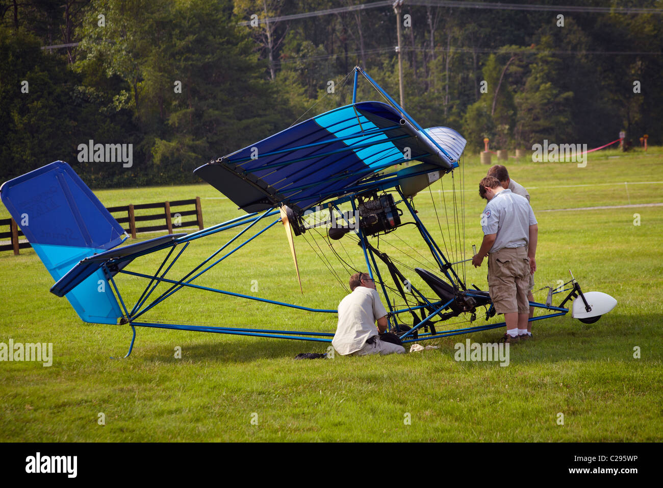 Ultralight aircraft hi-res stock photography and images - Alamy