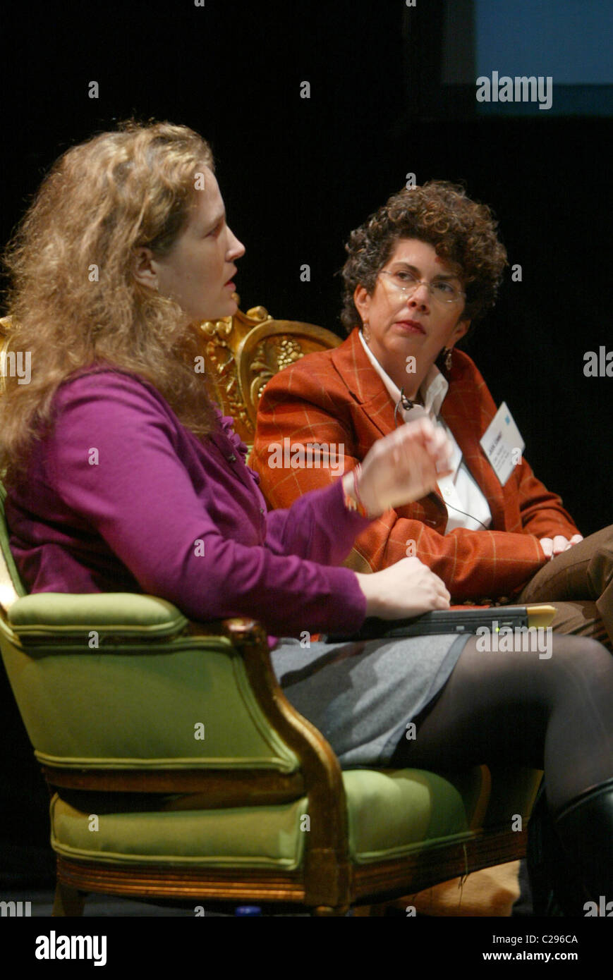 Lisa Holton- Founder and CEO Fourth Story Media at the eBOOK SUMMIT ...