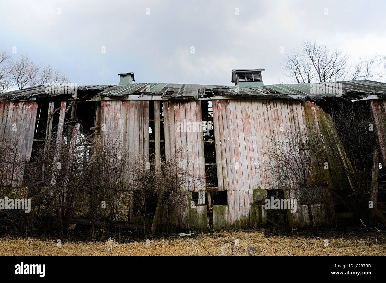 Decaying barn in Northern Illinois, USA Stock Photo - Alamy