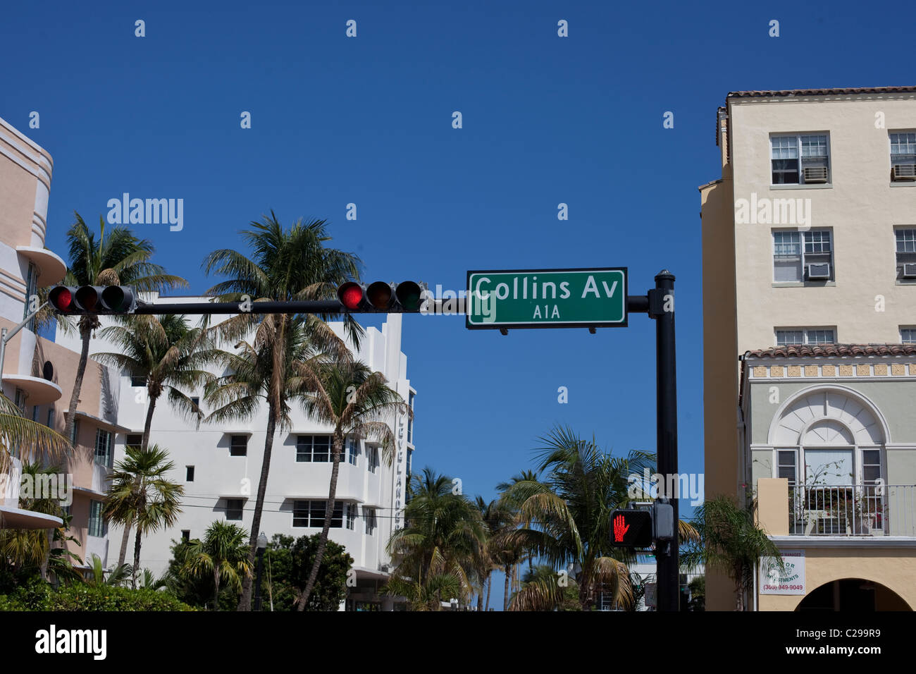 Señal moderna hi-res stock photography and images - Alamy