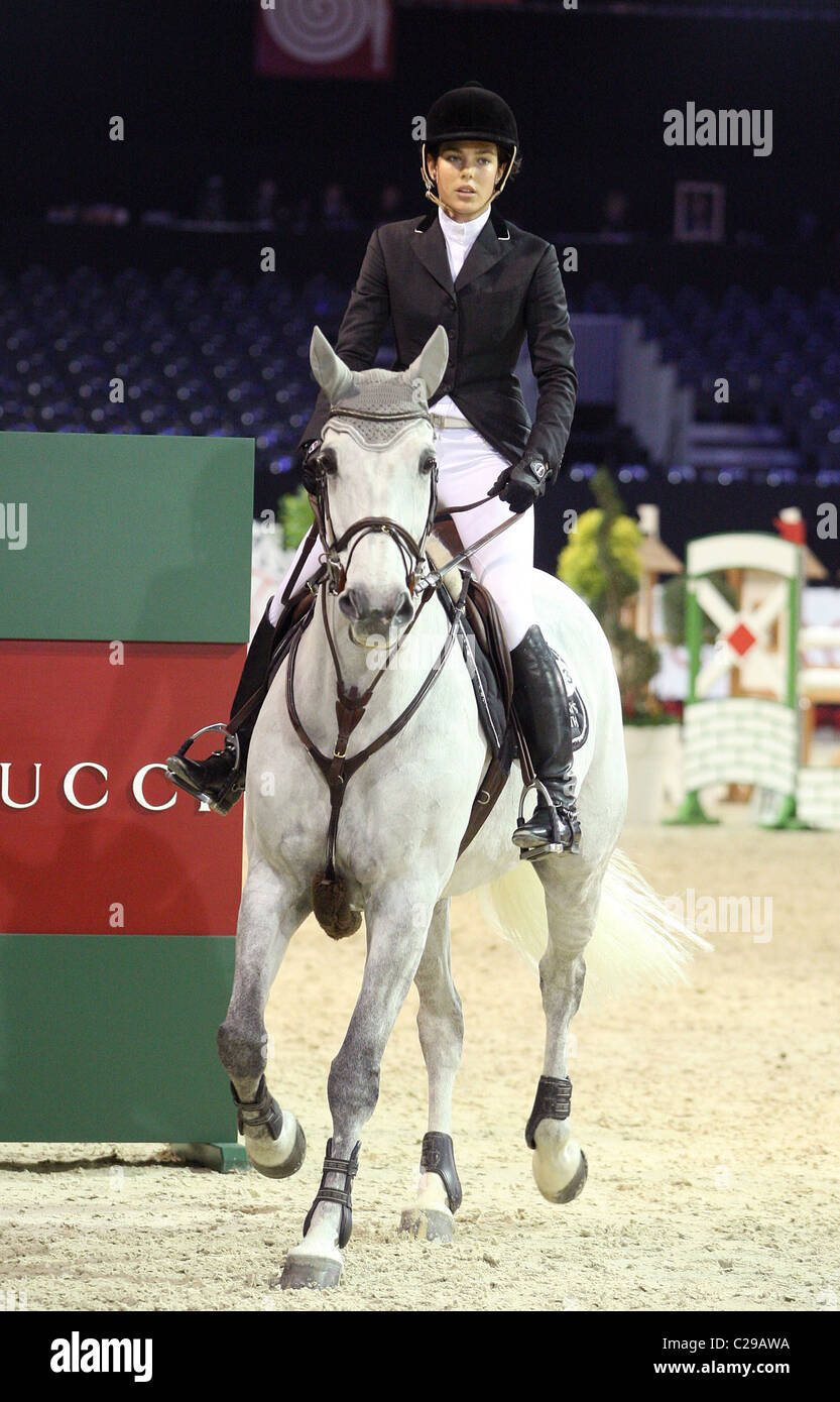 Charlotte Casiraghi Gucci Masters 2009 - International Jumping ...