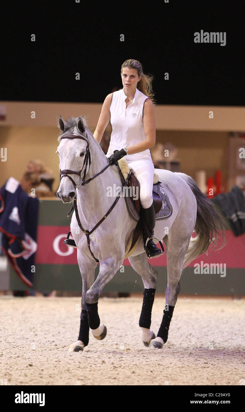 Athina Onassis Gucci Masters 2009 - International Jumping Competition ...
