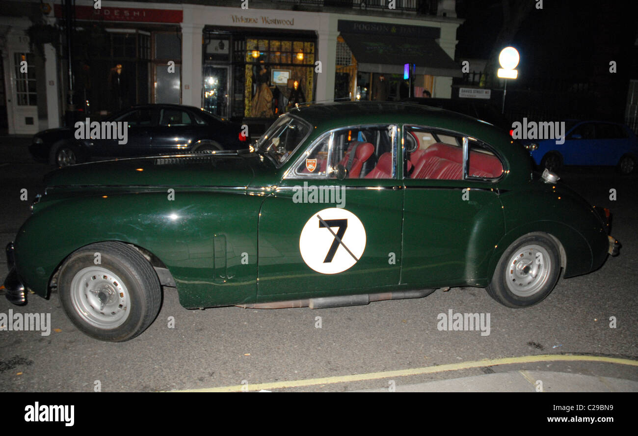 Rowan Atkinson is forced to call for roadside assistance after the ...