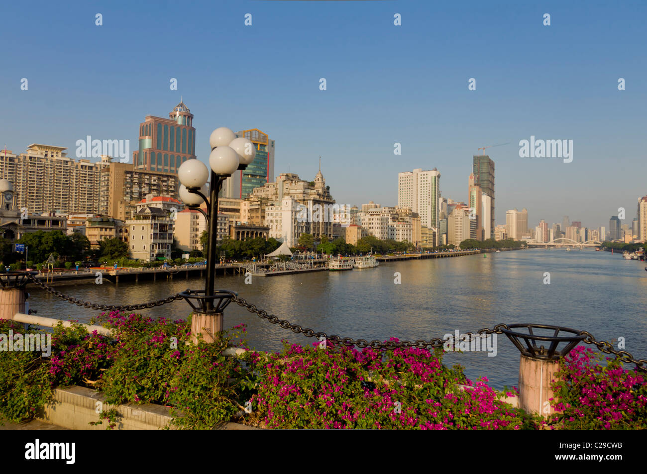 China, Guangdong, Guangzhou, riverscape Stock Photo - Alamy