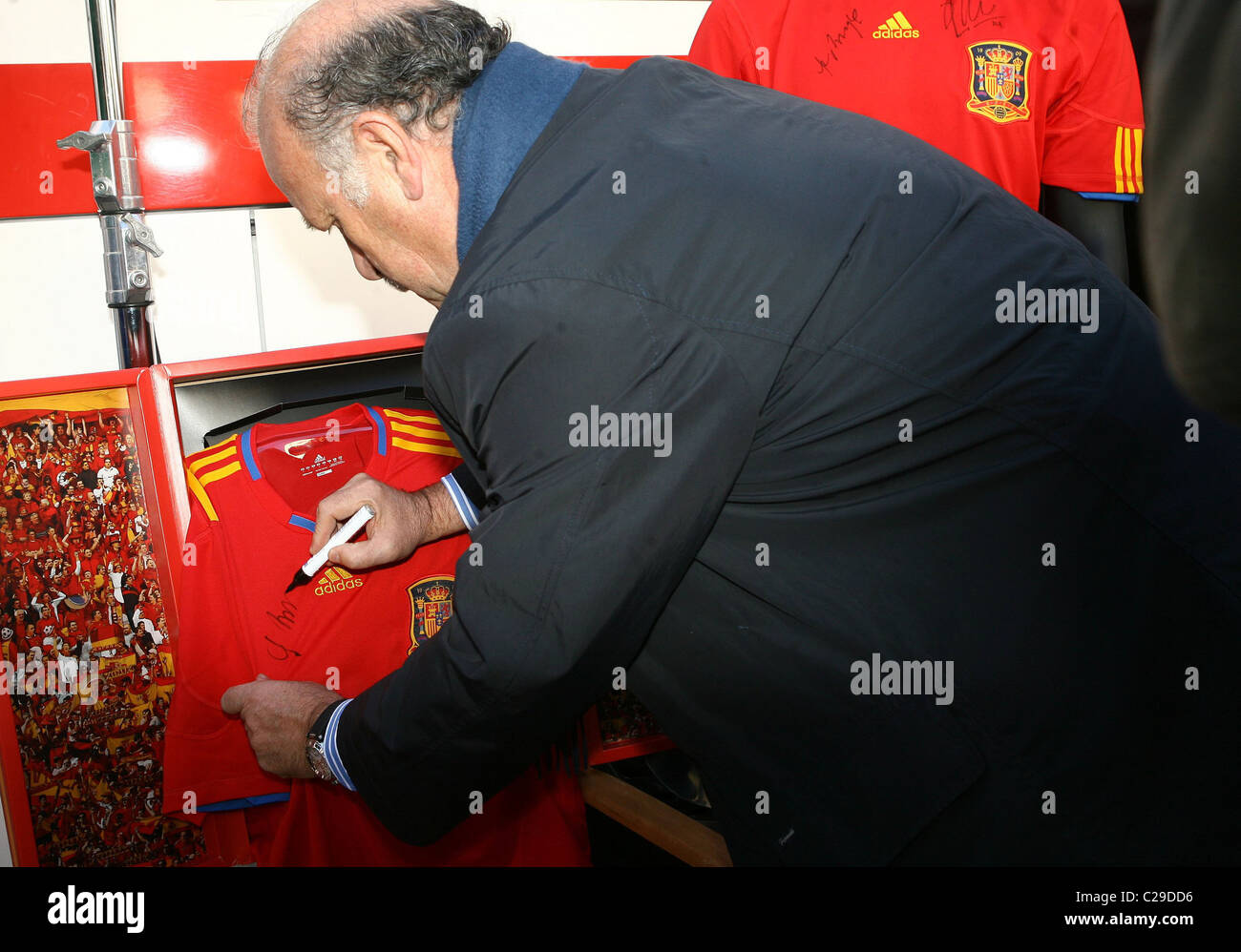 Spanish national team football coach Vicente del Bosque The Spain ...