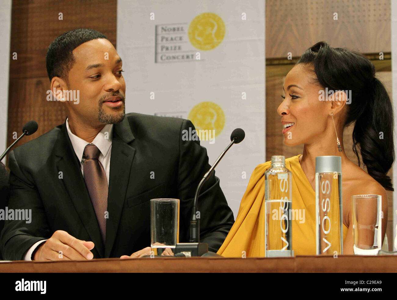 Will Smith and Jada Pinkett Smith attend the press conference for the ...
