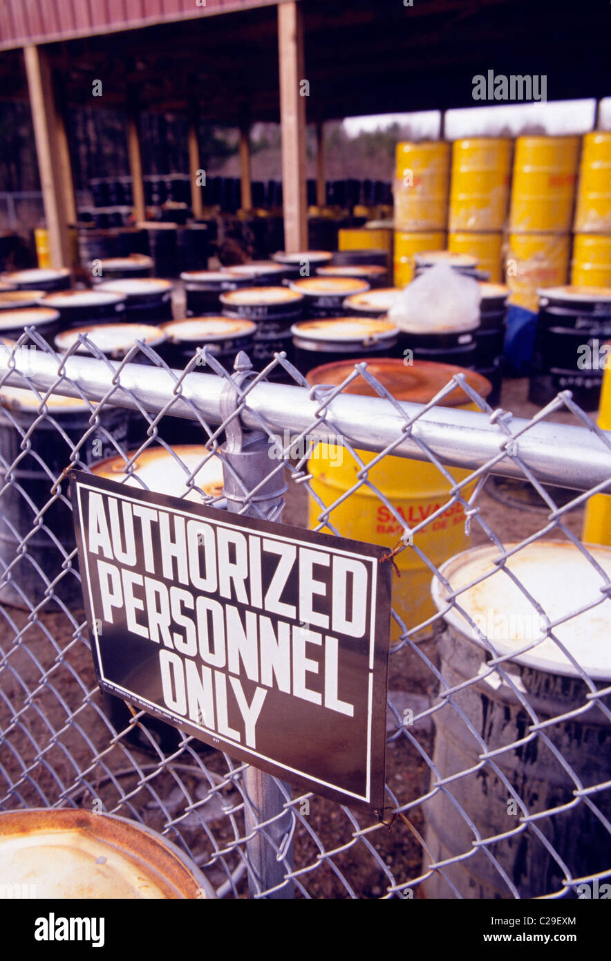 55 gallon drums hi-res stock photography and images - Alamy