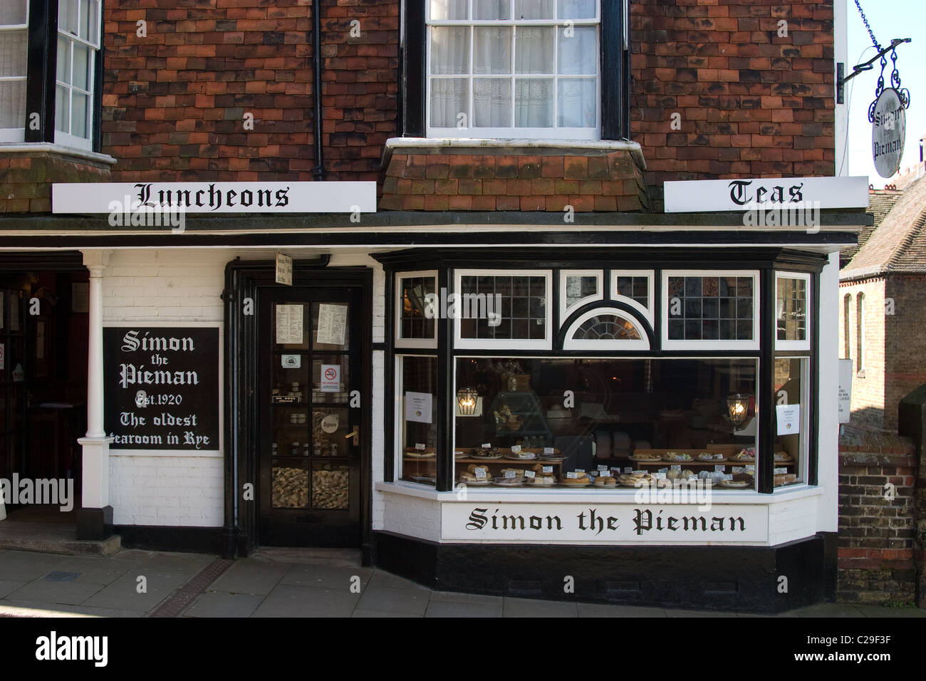 Old food store hi-res stock photography and images - Alamy