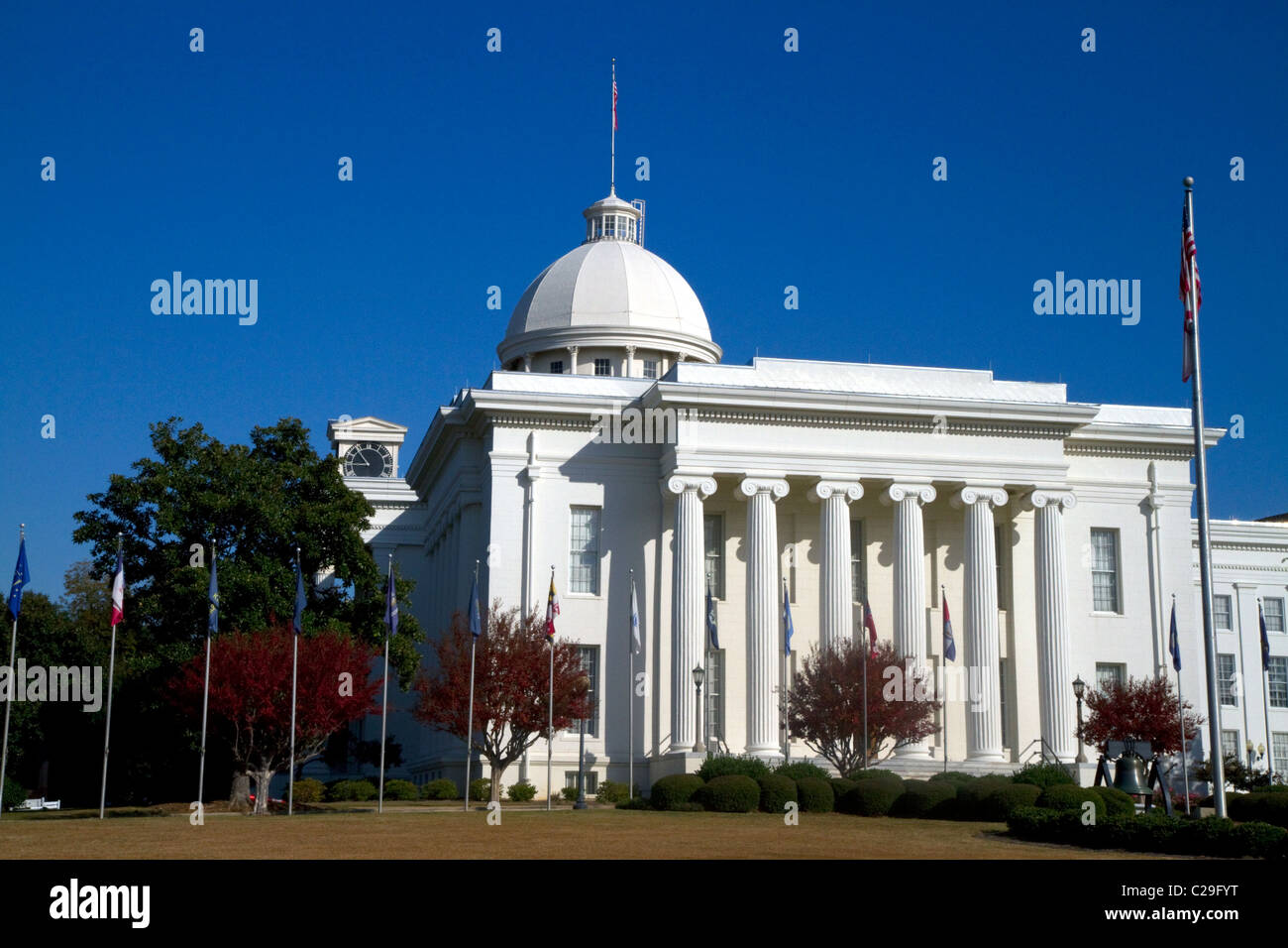 Civil government building hi-res stock photography and images - Alamy