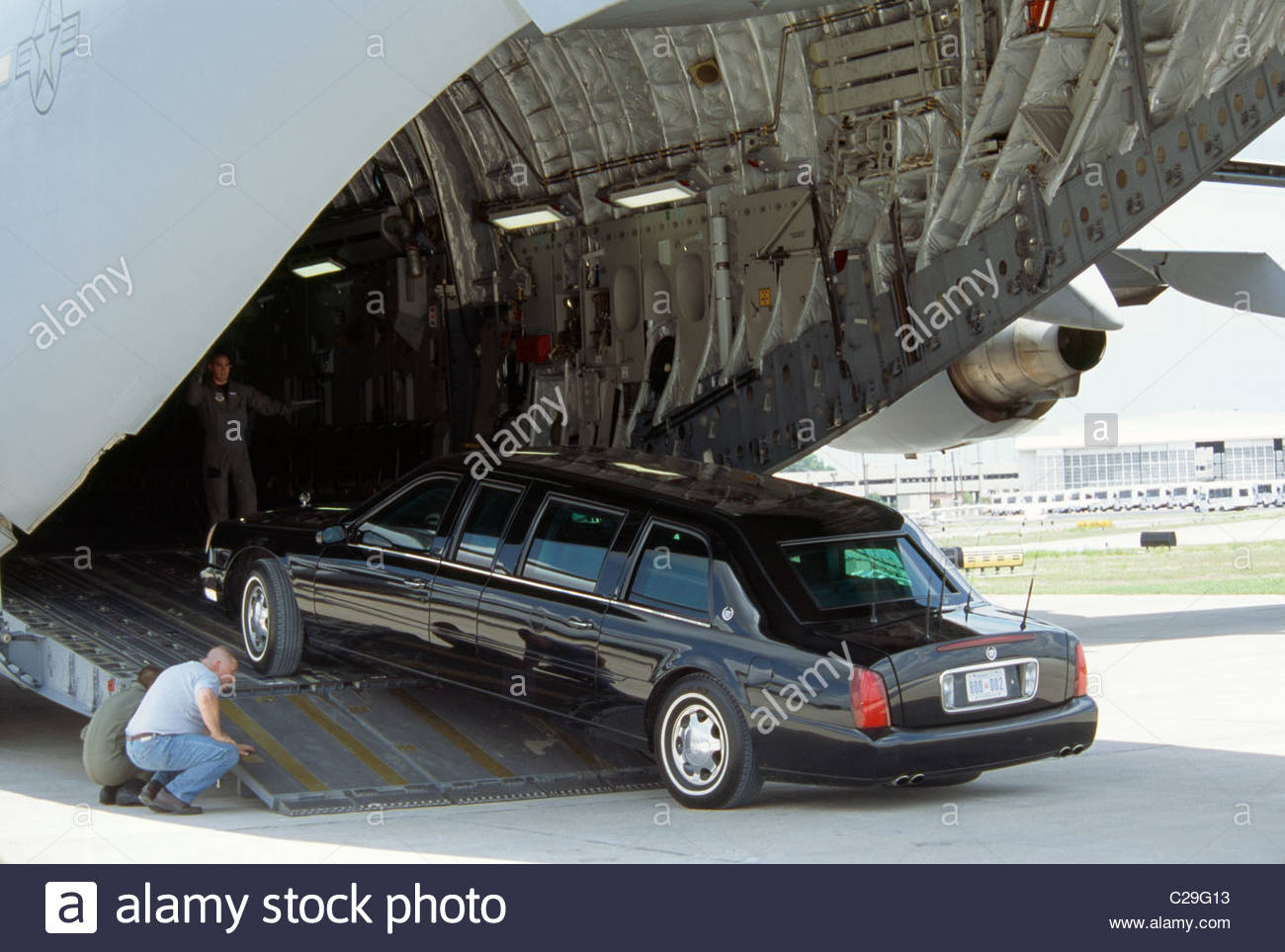 Presidential Limousine Stock Photos & Presidential Limousine Stock ...