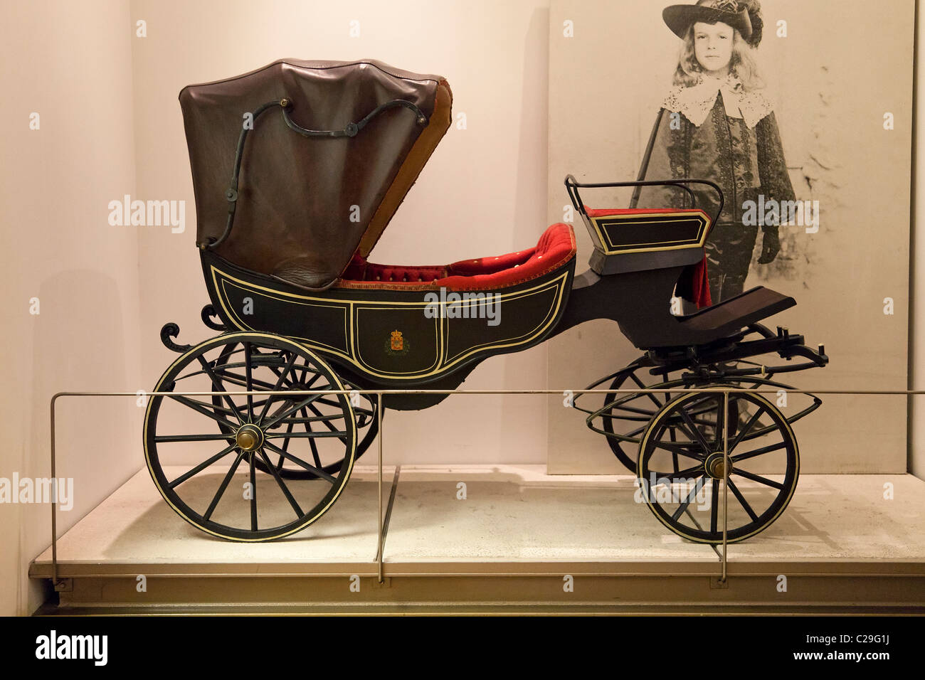 Cabriolet for a child (19th cent - 2nd half). National Coach Museum ...