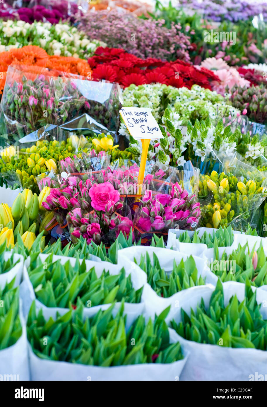 Close up bouquets flowers market stall hi-res stock photography and ...