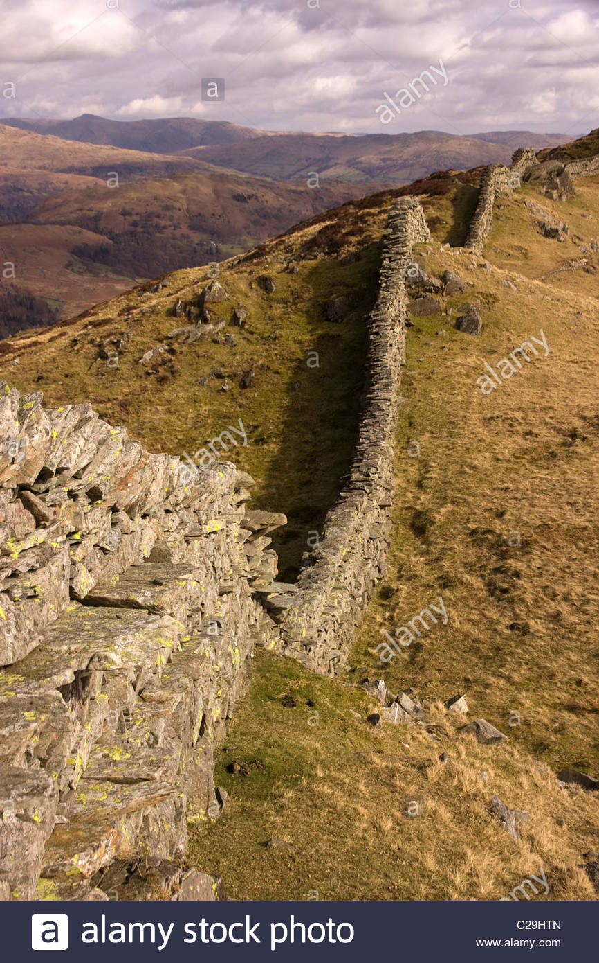 Meandering Stone Wall Stock Photos & Meandering Stone Wall Stock Images ...