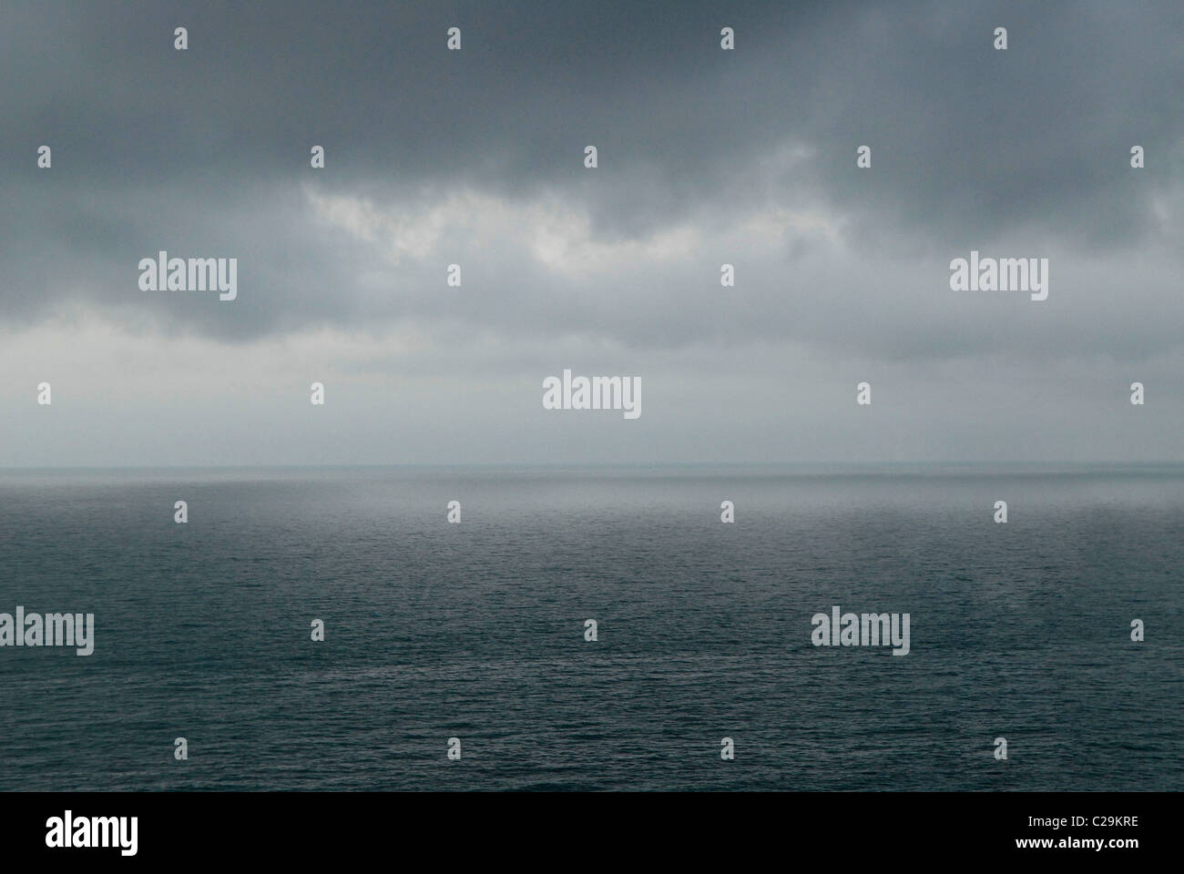 Cornwall landscape dark sky hi-res stock photography and images - Alamy