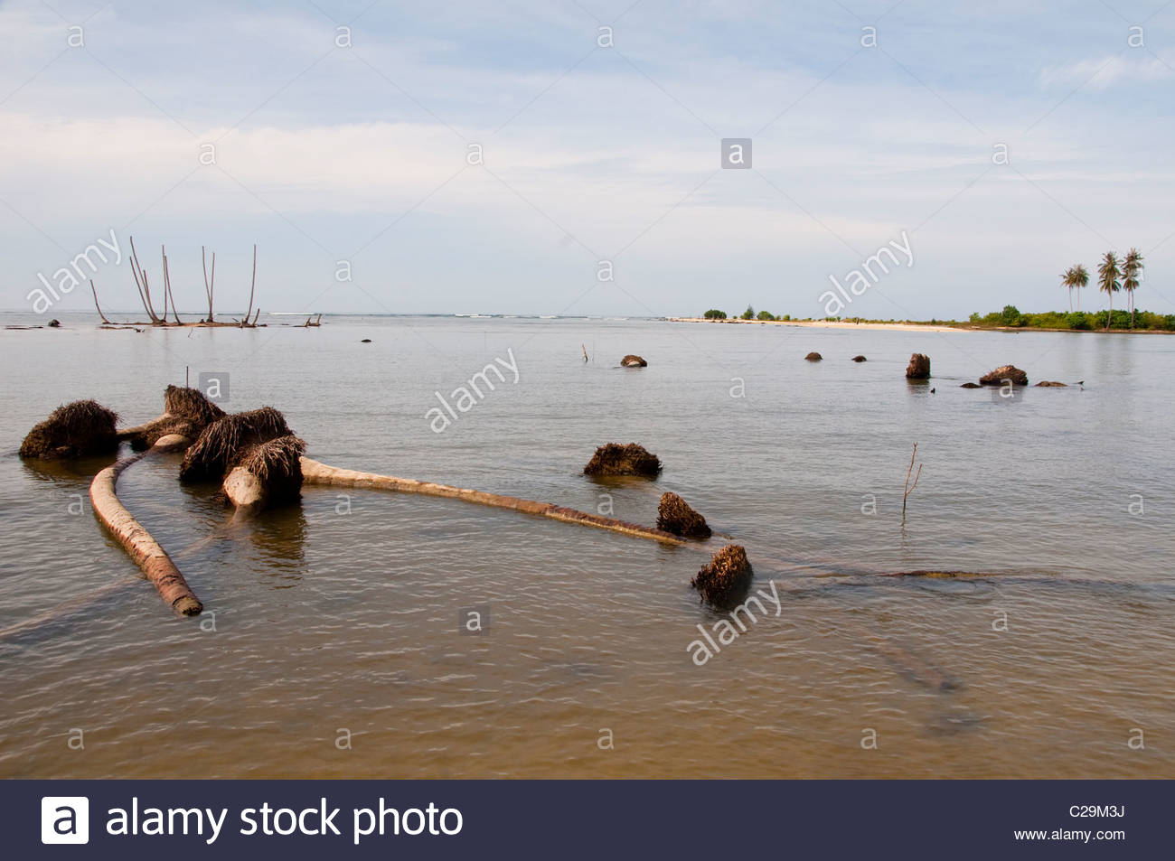 Indian Ocean Tsunami 2004 Stock Photos & Indian Ocean Tsunami 2004 ...