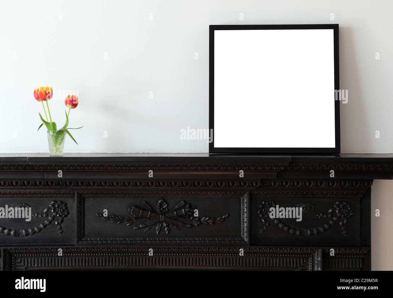 Photo frame on mantle piece hi-res stock photography and images - Alamy