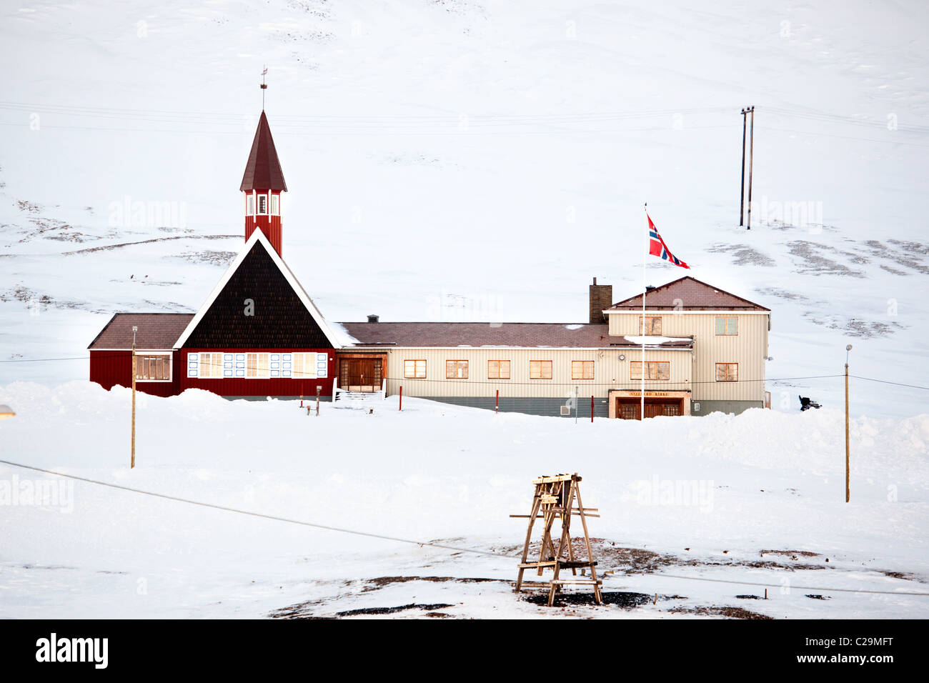 Norway svalbard spitzbergen longyearbyen hi-res stock photography and ...
