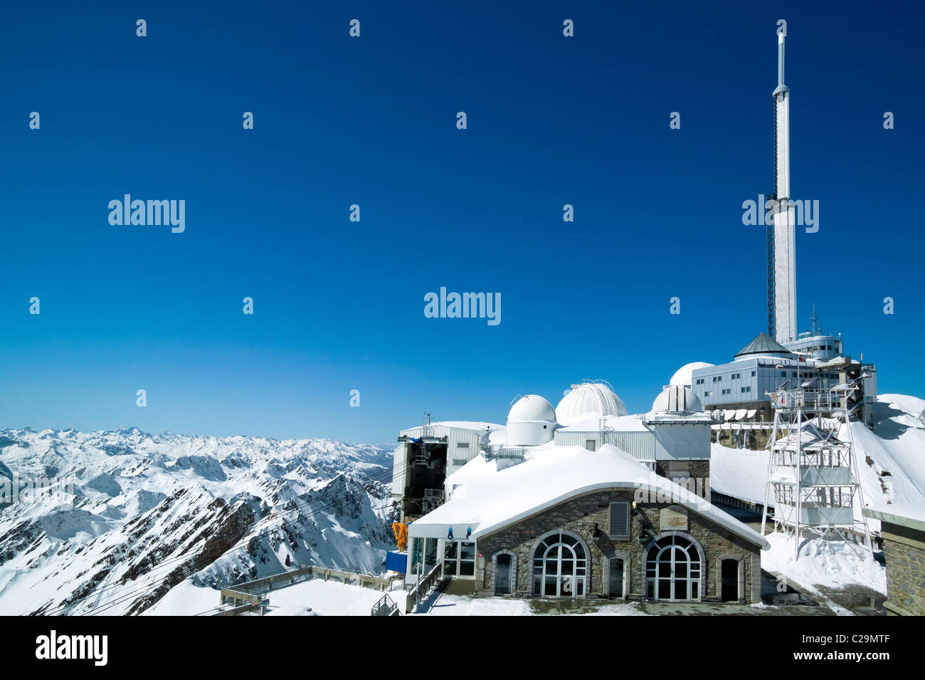 France hautes pyrenees observatory hi-res stock photography and images ...