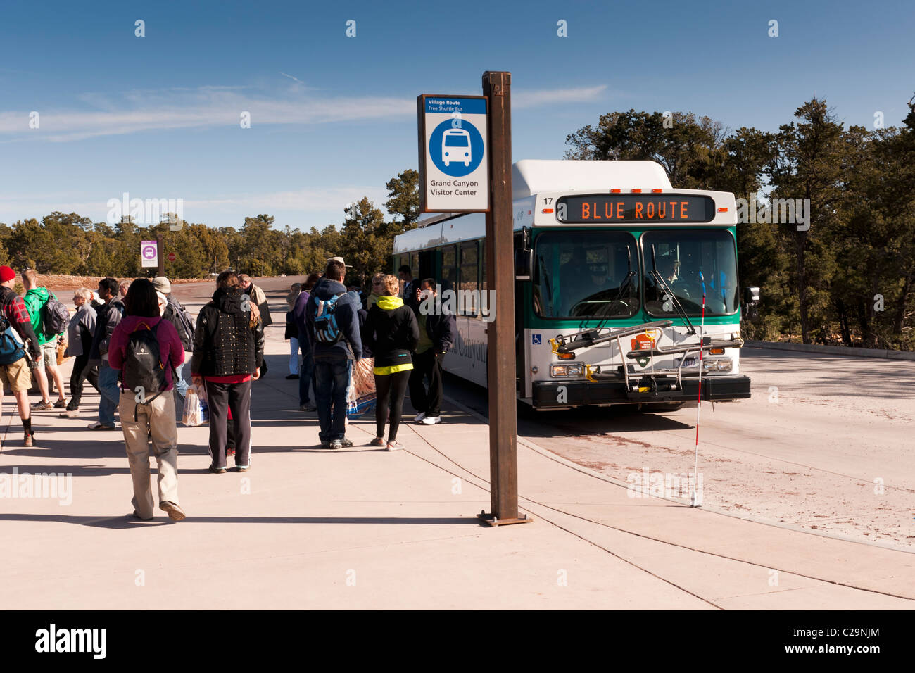 Free shuttle bus hi-res stock photography and images - Alamy