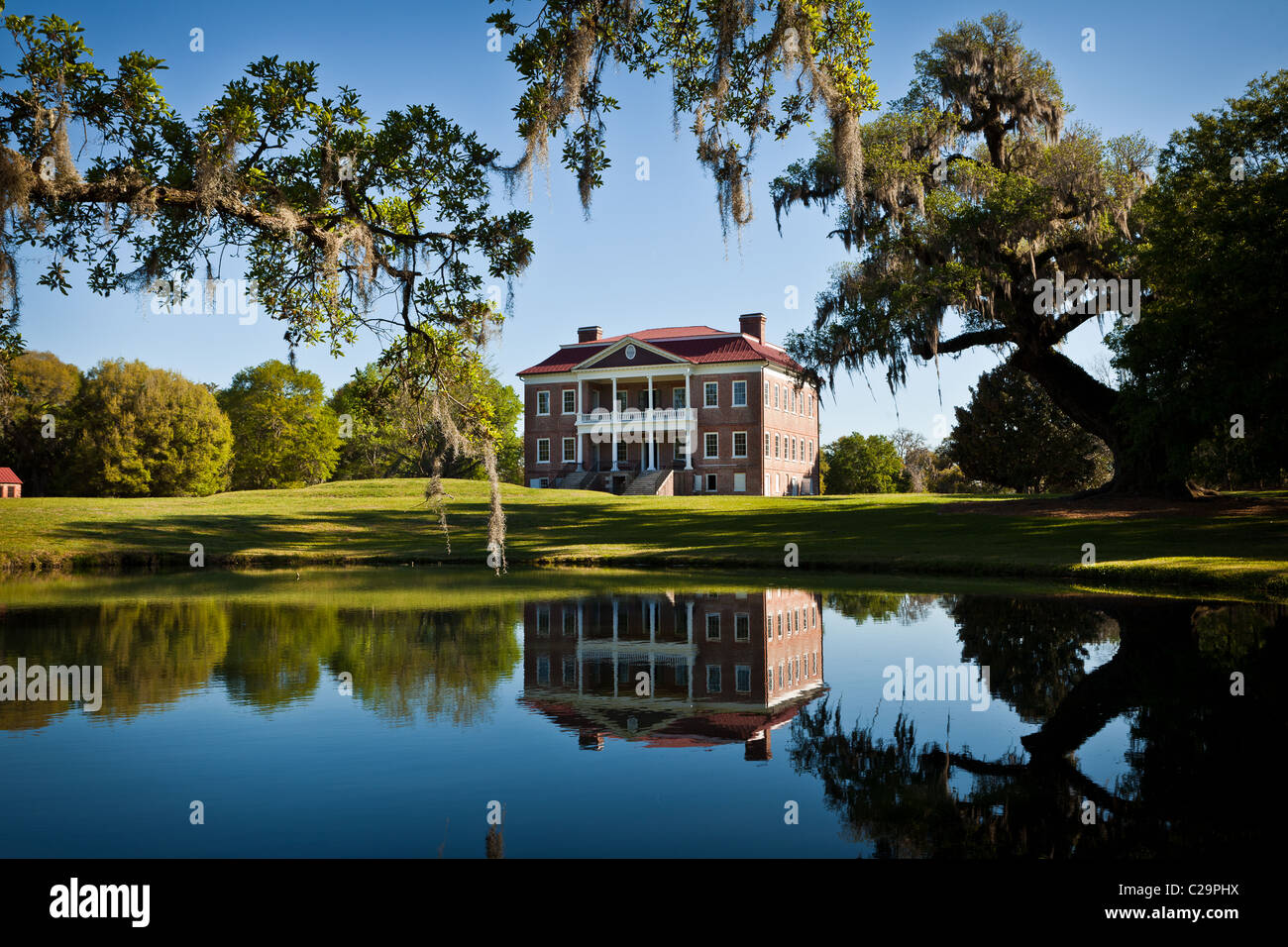 Drayton Hall Plantation in Charleston, SC. Palladian style estate built ...