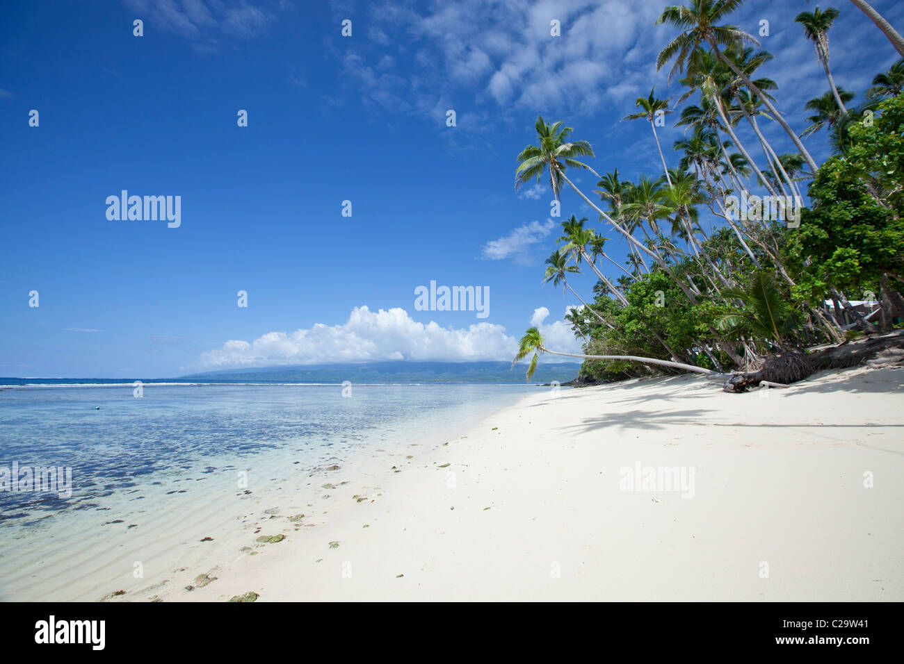 Qamea island beach hi-res stock photography and images - Alamy