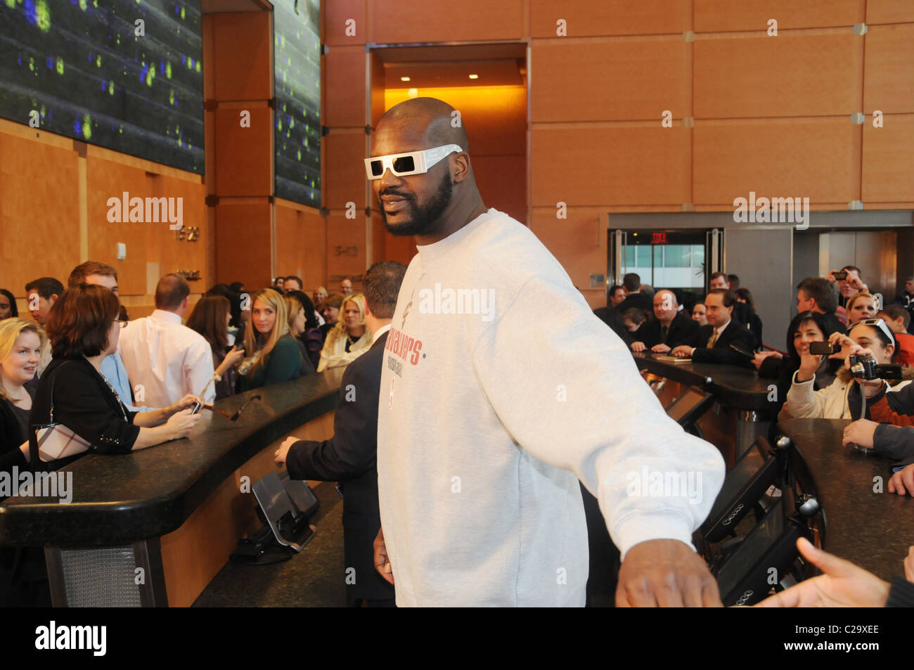 NBA Basketball Player Shaquille O'Neal visits the Comcast Building to ...
