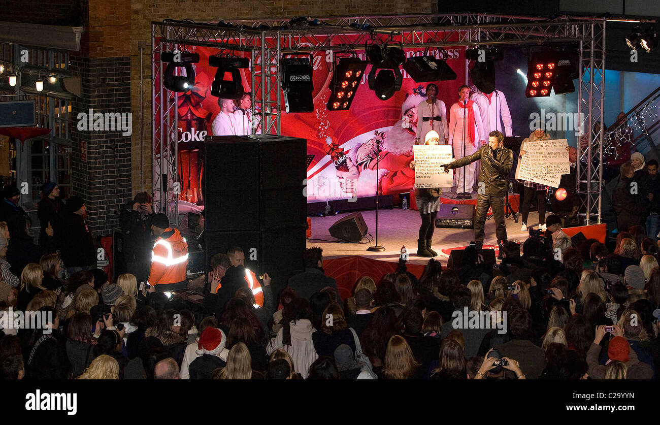 Peter Andre performing live at a free concert, sponsored by Coca Cola ...