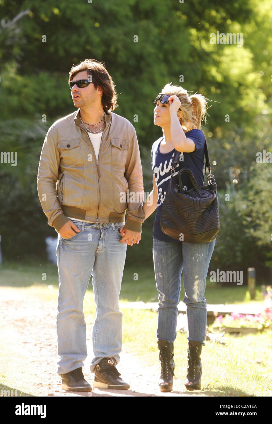 Shakira and fiance Antonio de la Rua The couple arrived in Uruguay to ...