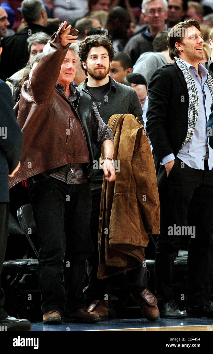 Dustin Hoffman and son Jake Hoffman with New York Rangers goal keeper ...