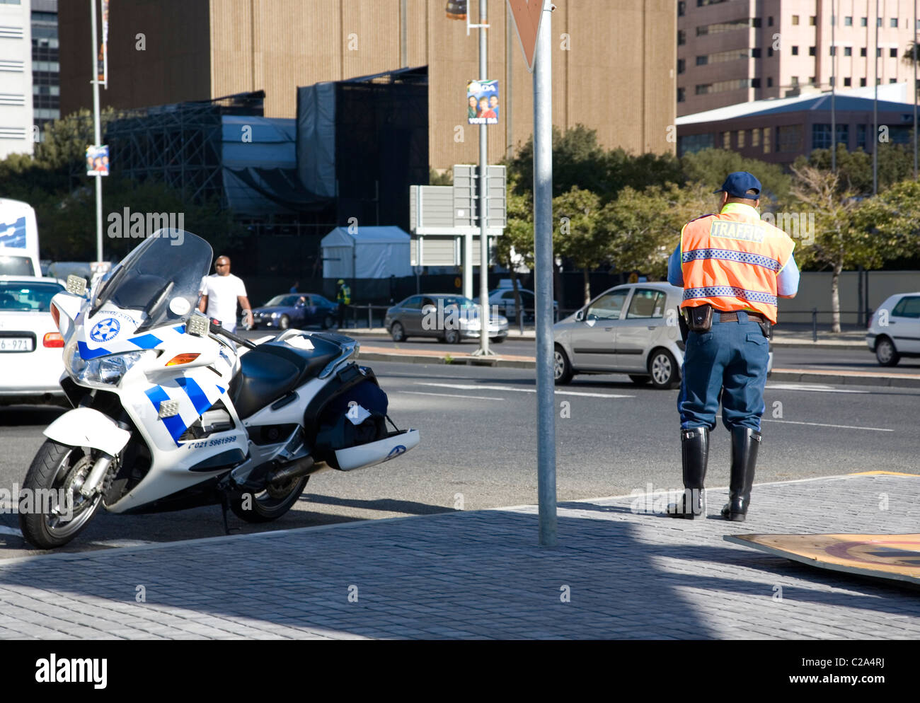 Traffic Officer in Uniform on cape Town street Stock Photo - Alamy