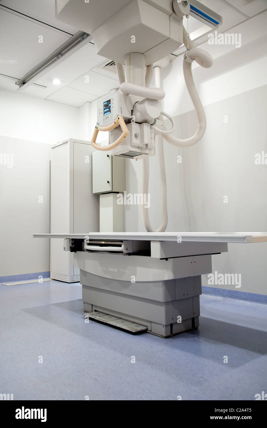 Xray machine hi-res stock photography and images - Alamy