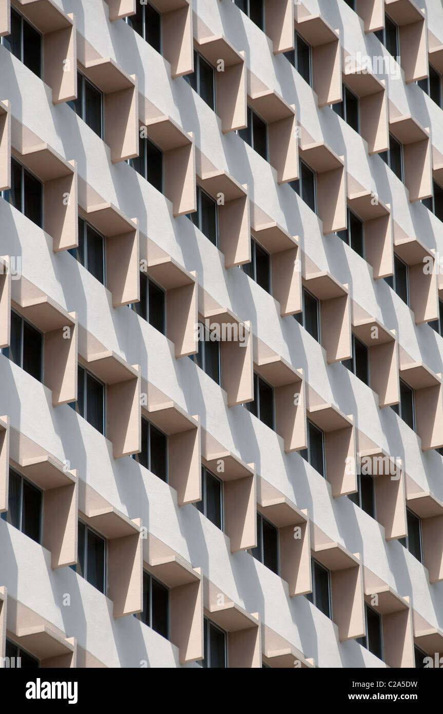 Modern concrete building hi-res stock photography and images - Alamy