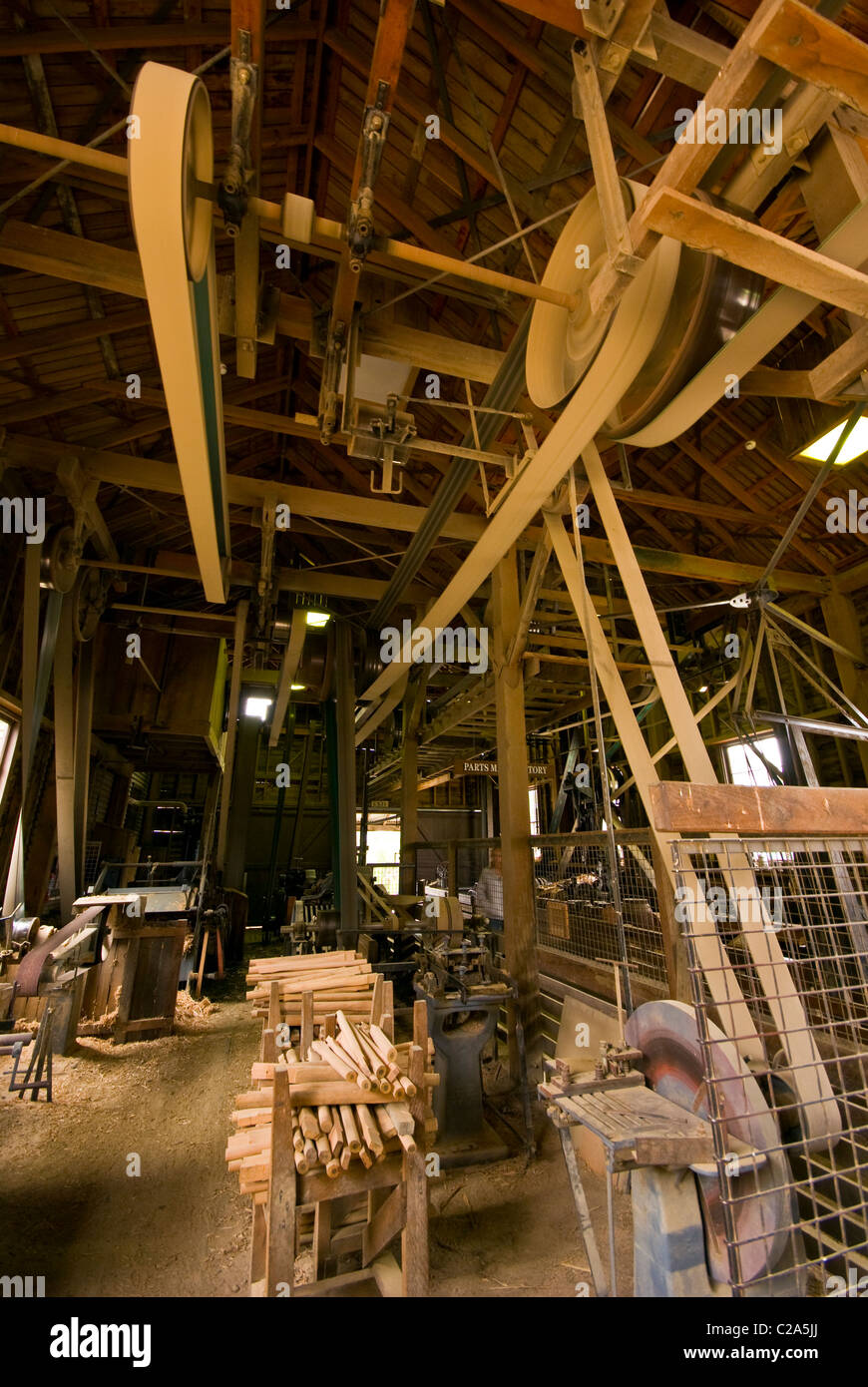 Wheelwrights hi-res stock photography and images - Alamy