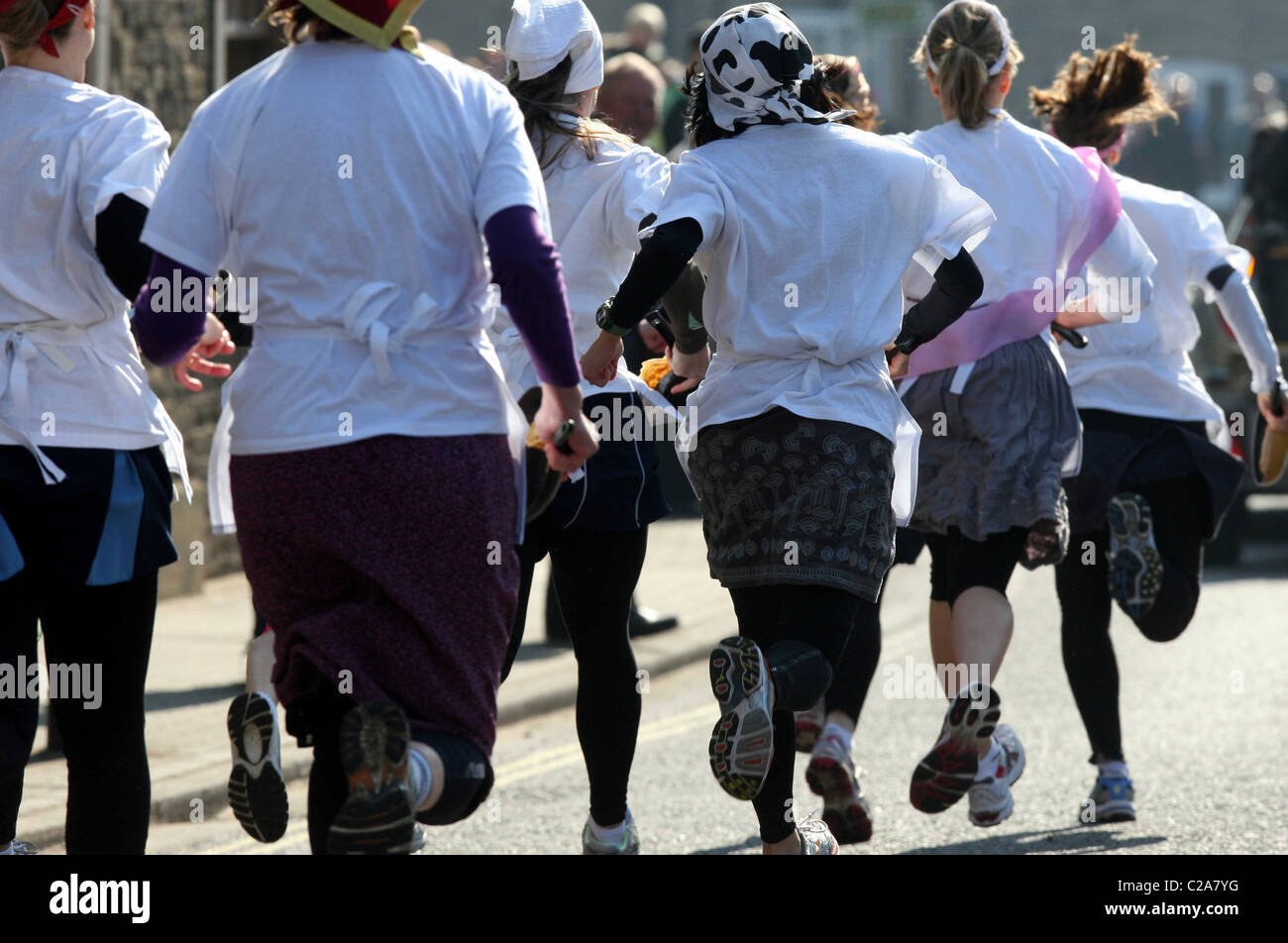 THE WORLDS OLDEST PANCAKE RACE IN OLNEY BUCKS Stock Photo - Alamy