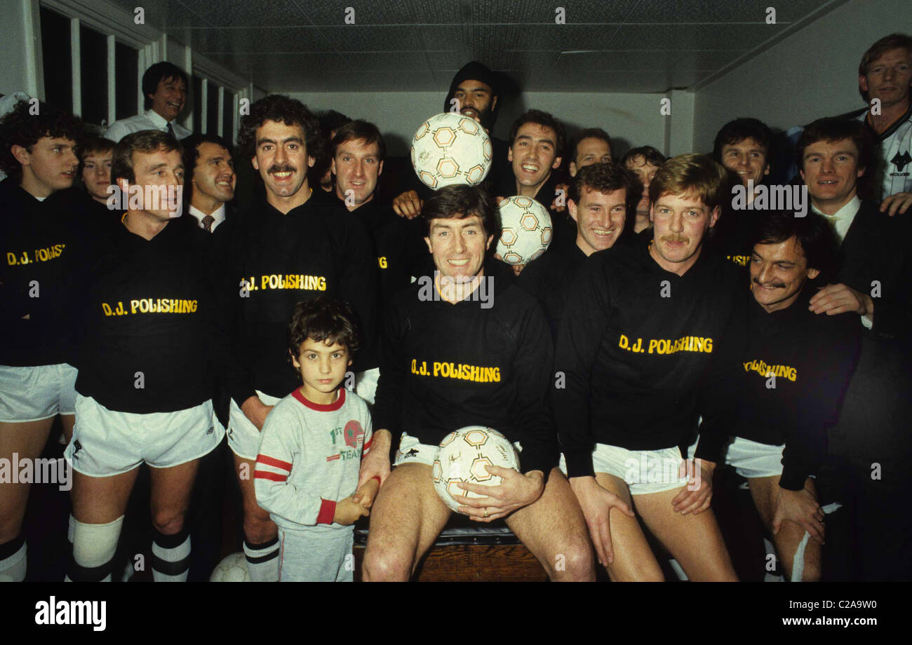 John richards wolverhampton wanderers hi-res stock photography and ...