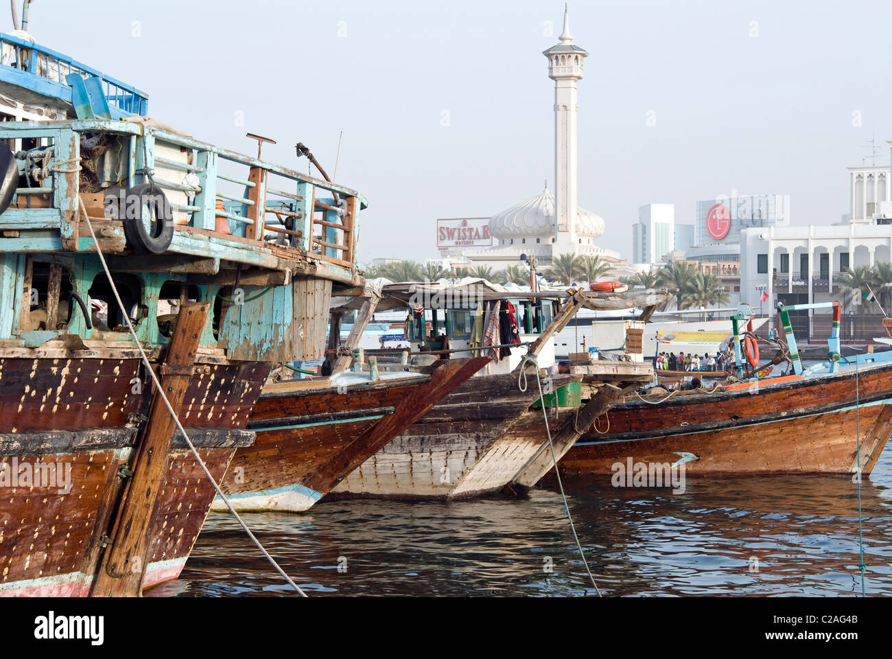 Dubai creek dhow ferry dubai creek tourism people travel hi-res stock ...
