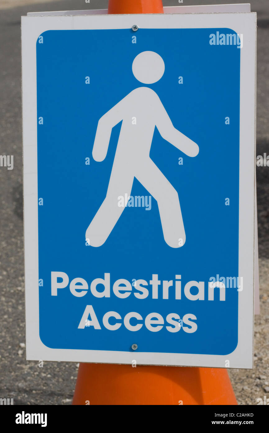 Pedestrians advise hi-res stock photography and images - Alamy