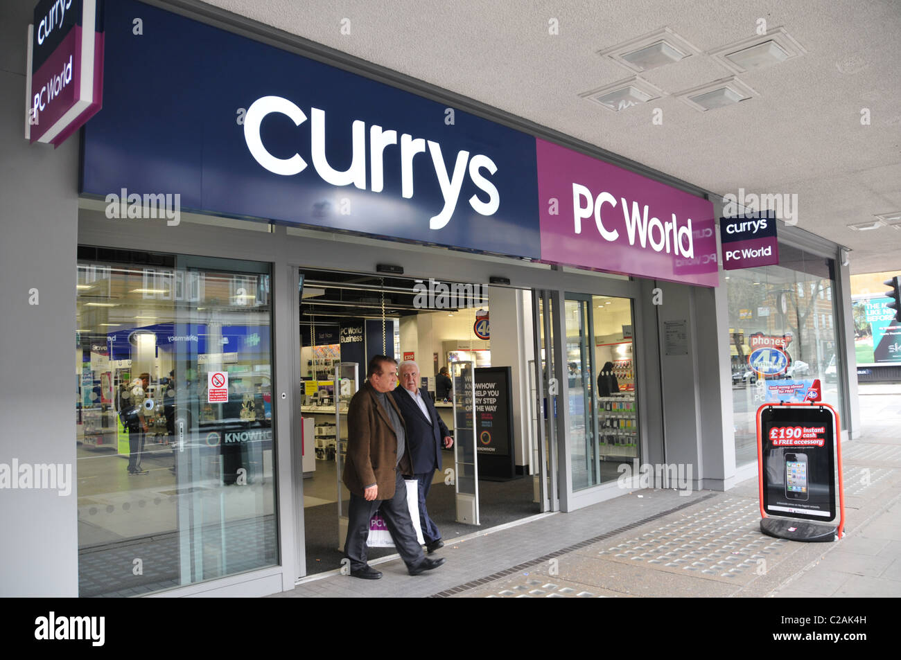 Currys electrical hi-res stock photography and images - Alamy