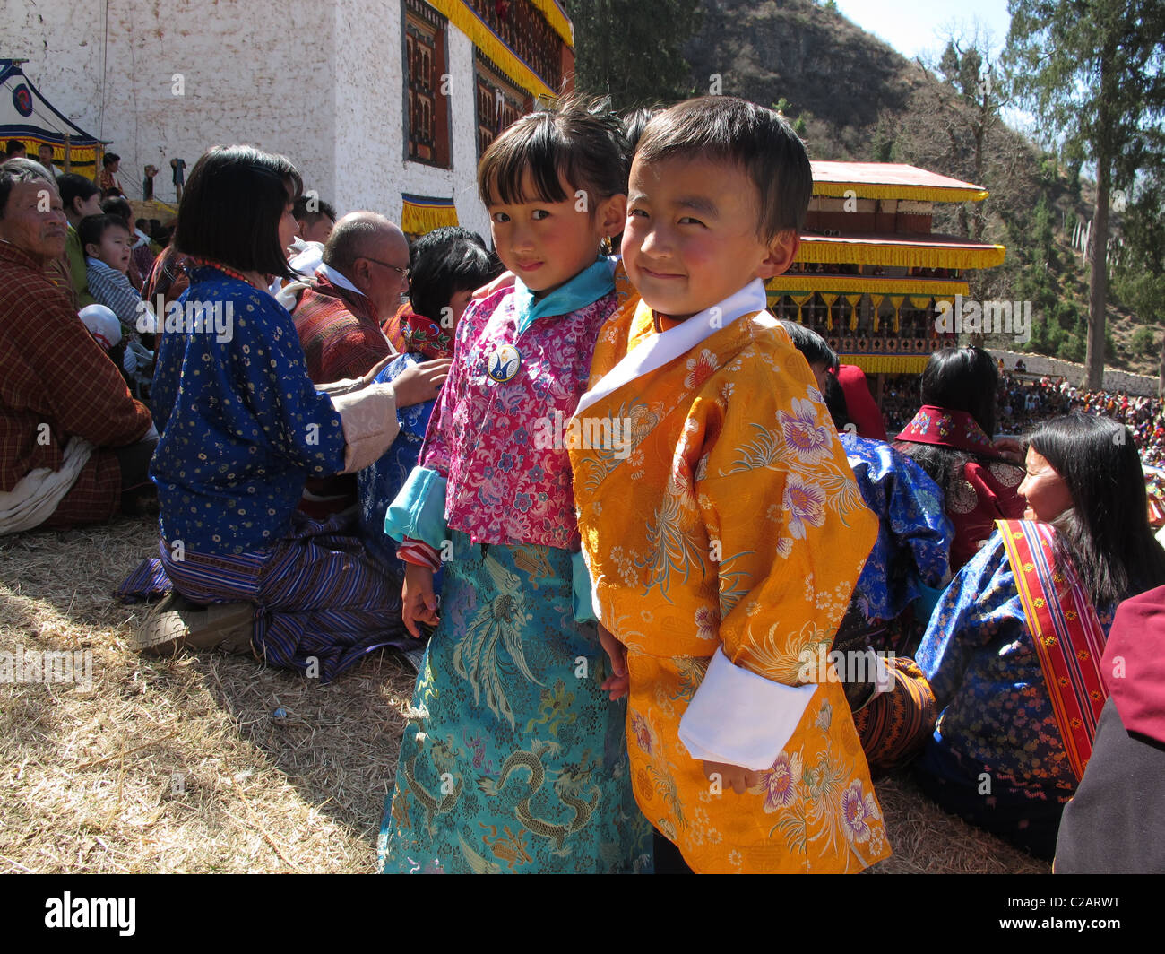 Children bhutan himalaya hi-res stock photography and images - Alamy