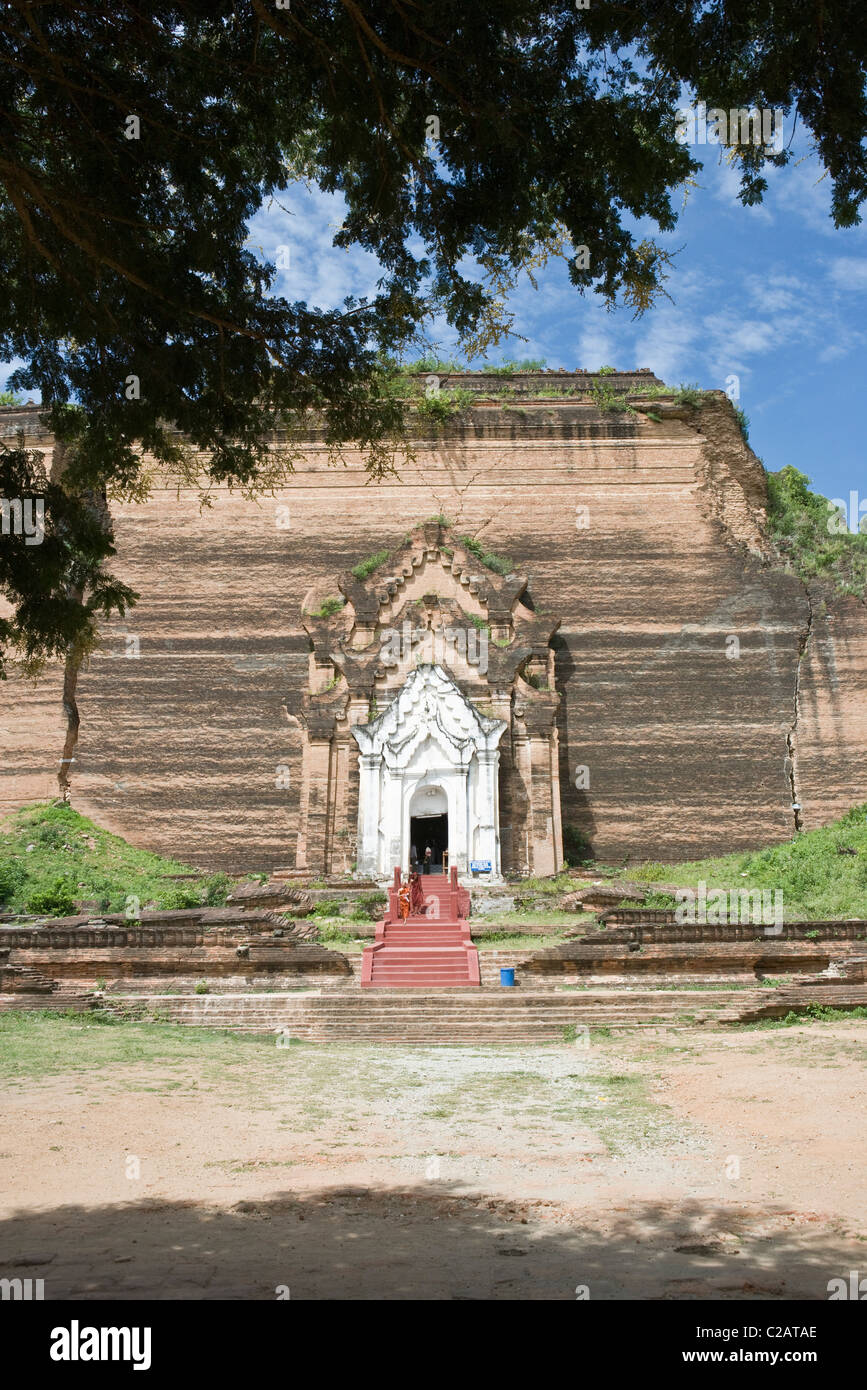 Pahtodawgyi temple hi-res stock photography and images - Alamy