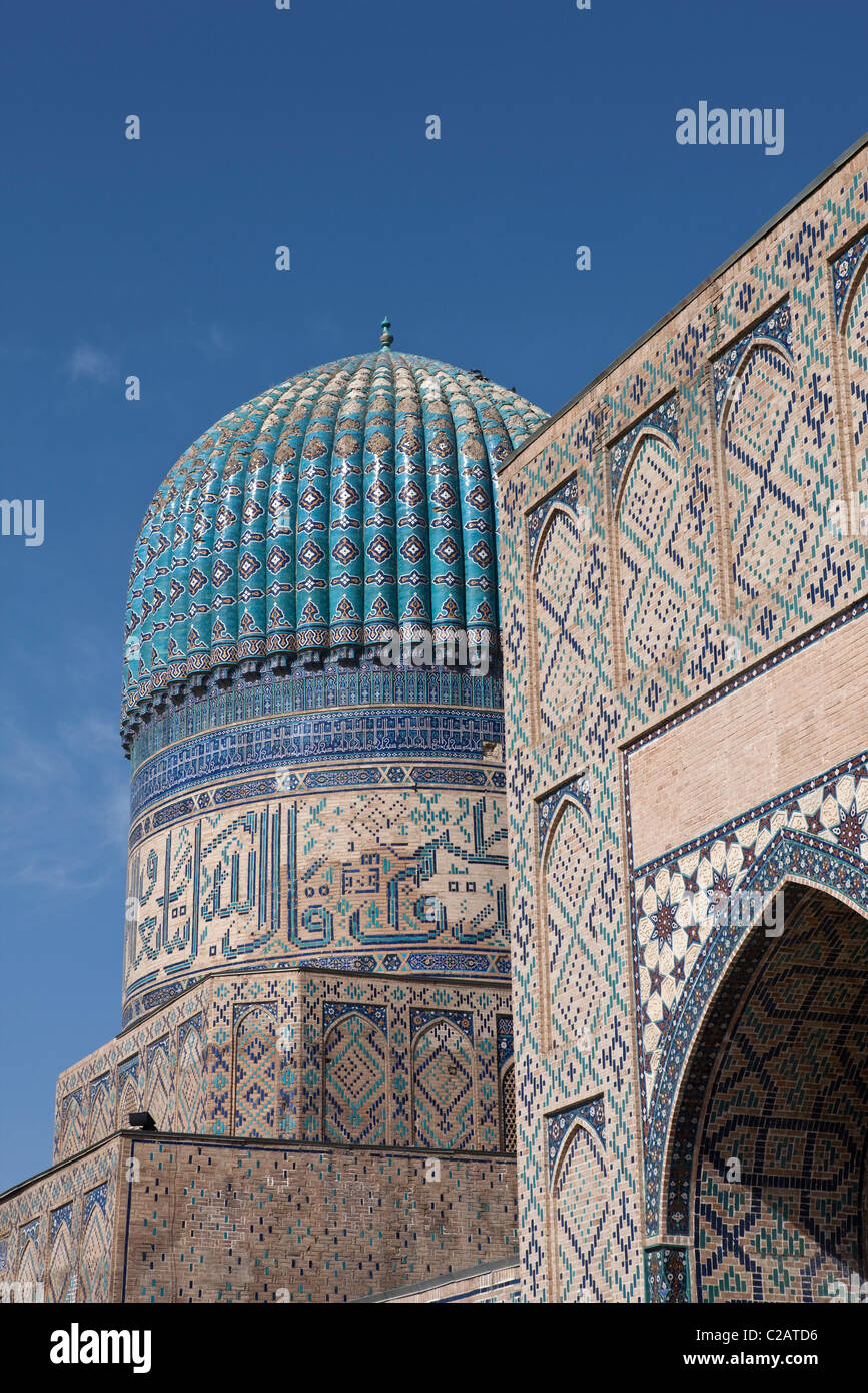 Uzbekistan, Samarkand, Bibi-Khanym Mosque Stock Photo - Alamy