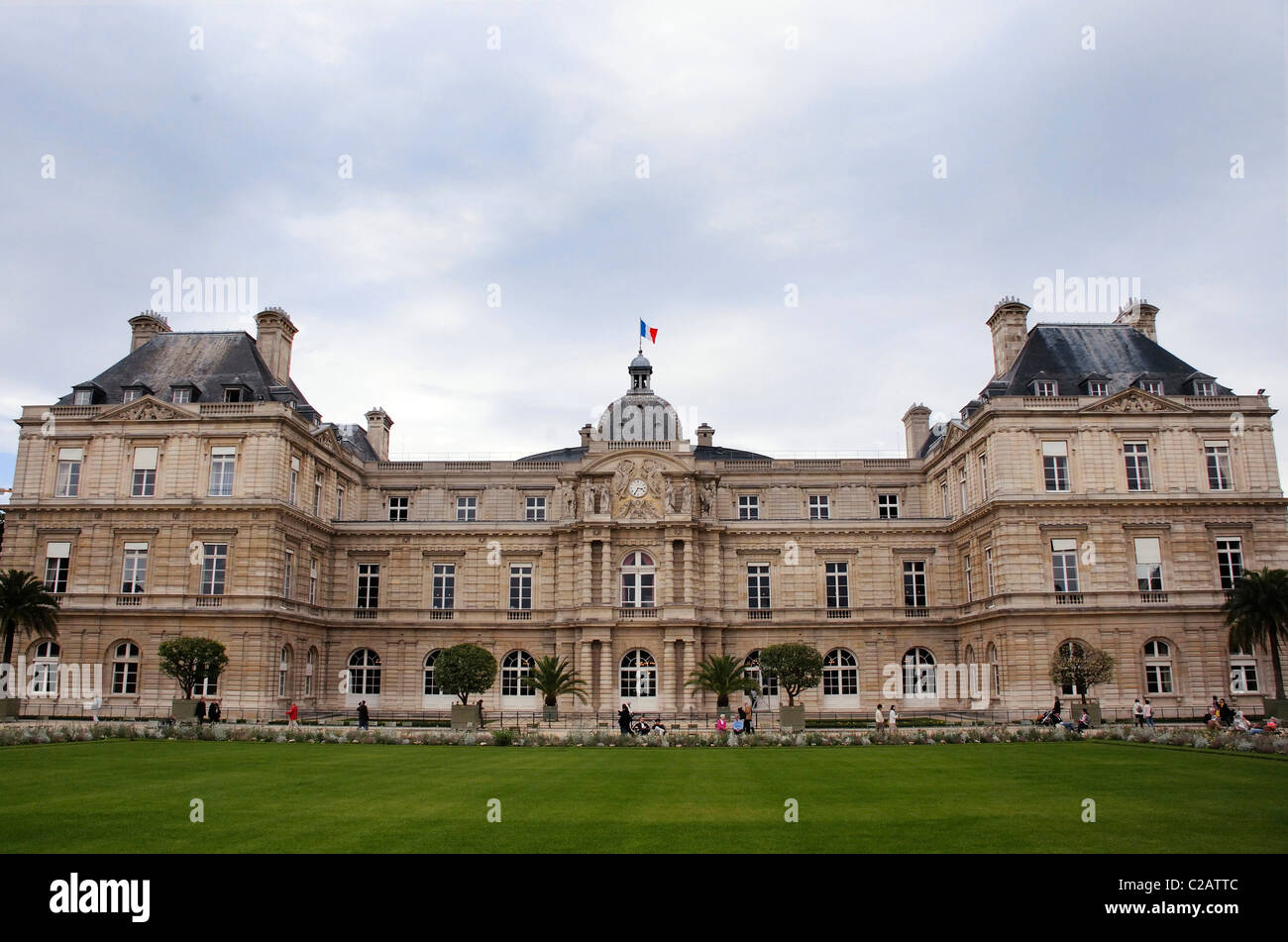 Palais de luxembourg hi-res stock photography and images - Alamy
