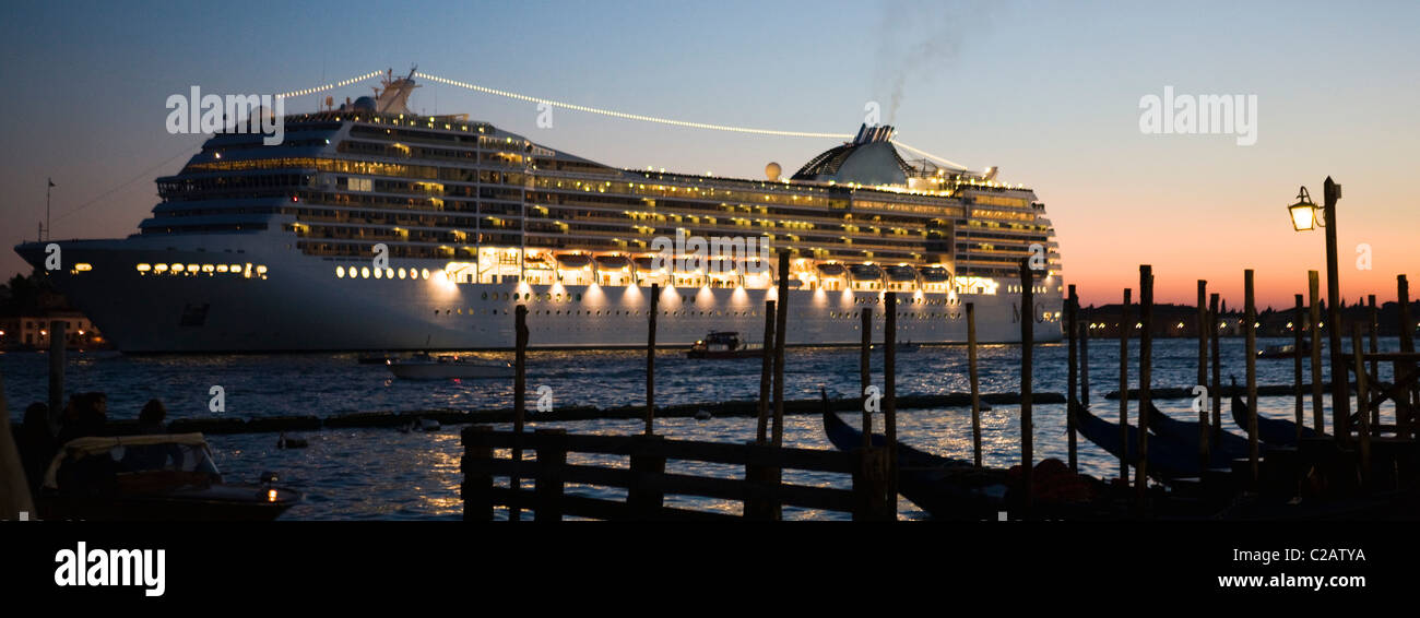 Cruiseship along shore, Venice, Italy Stock Photo - Alamy