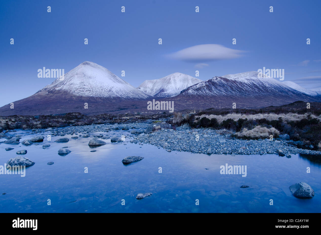 Cuillin mountains skye hi-res stock photography and images - Alamy