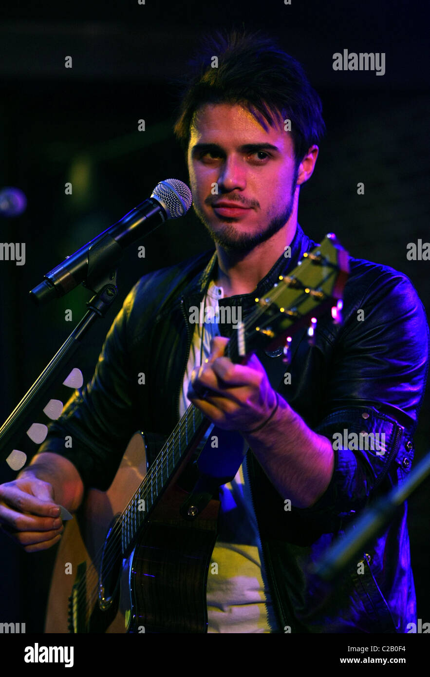 Kris Allen The American Idol winner makes a special appearance at 'B.B ...