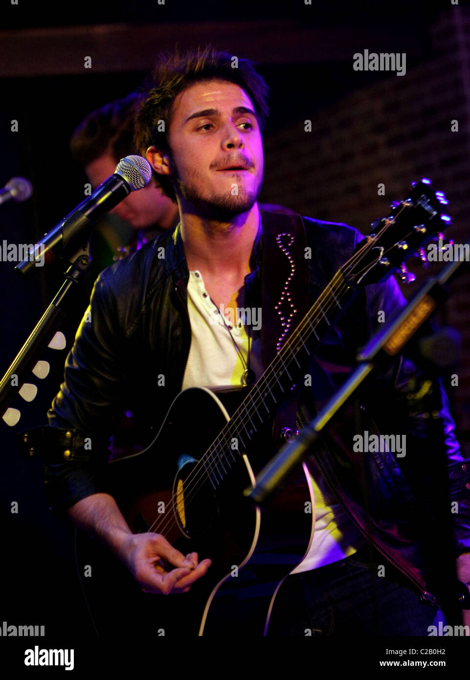 Kris Allen The American Idol winner makes a special appearance at 'B.B ...