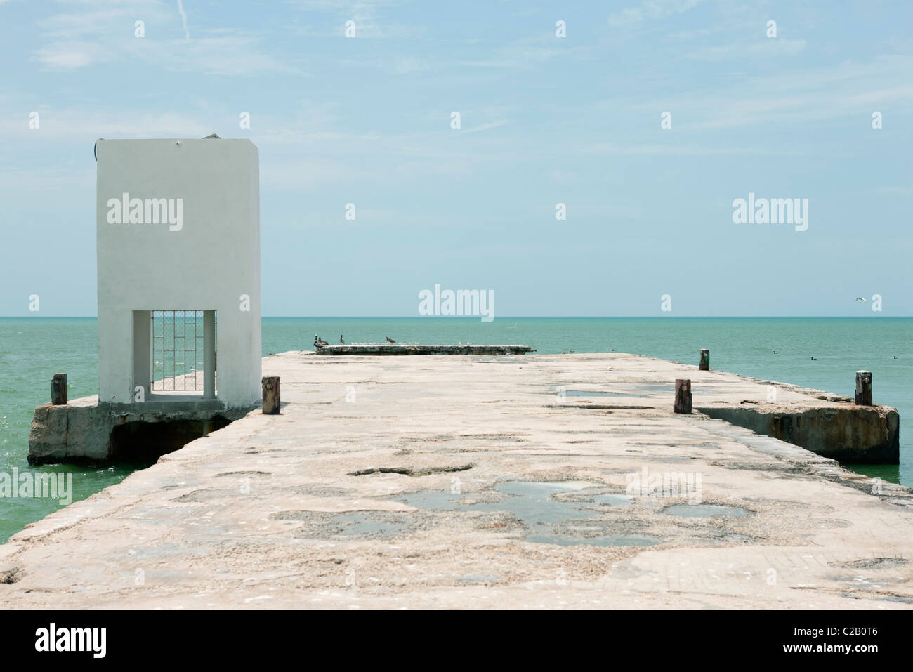 Mexico, Yucatan, Tulum, concrete pier Stock Photo - Alamy