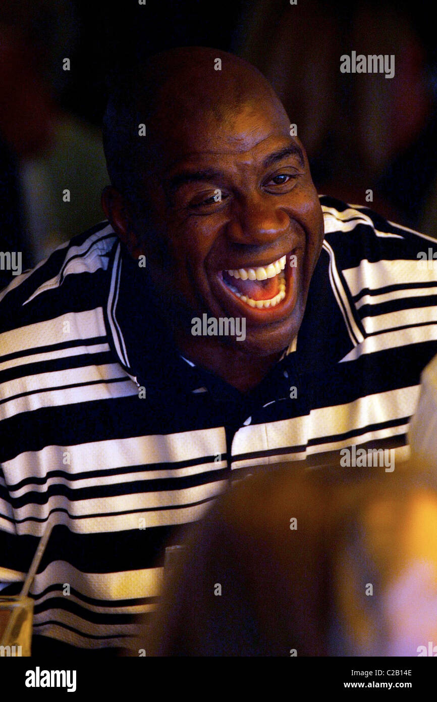 Magic Johnson (aka Earvin Johnson, Jr.) out for lunch on Sunset ...