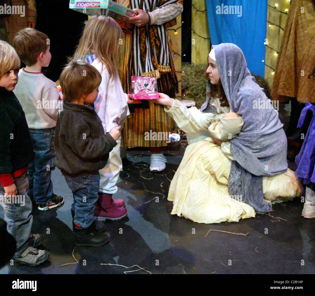 Reyes magos gifts hi-res stock photography and images - Alamy