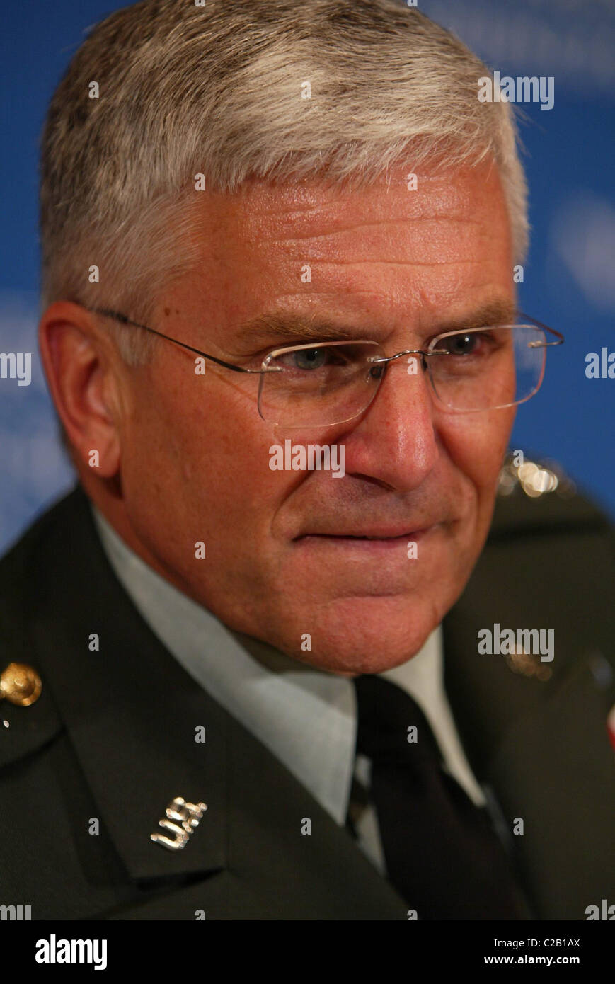 General George Casey High Resolution Stock Photography and Images - Alamy